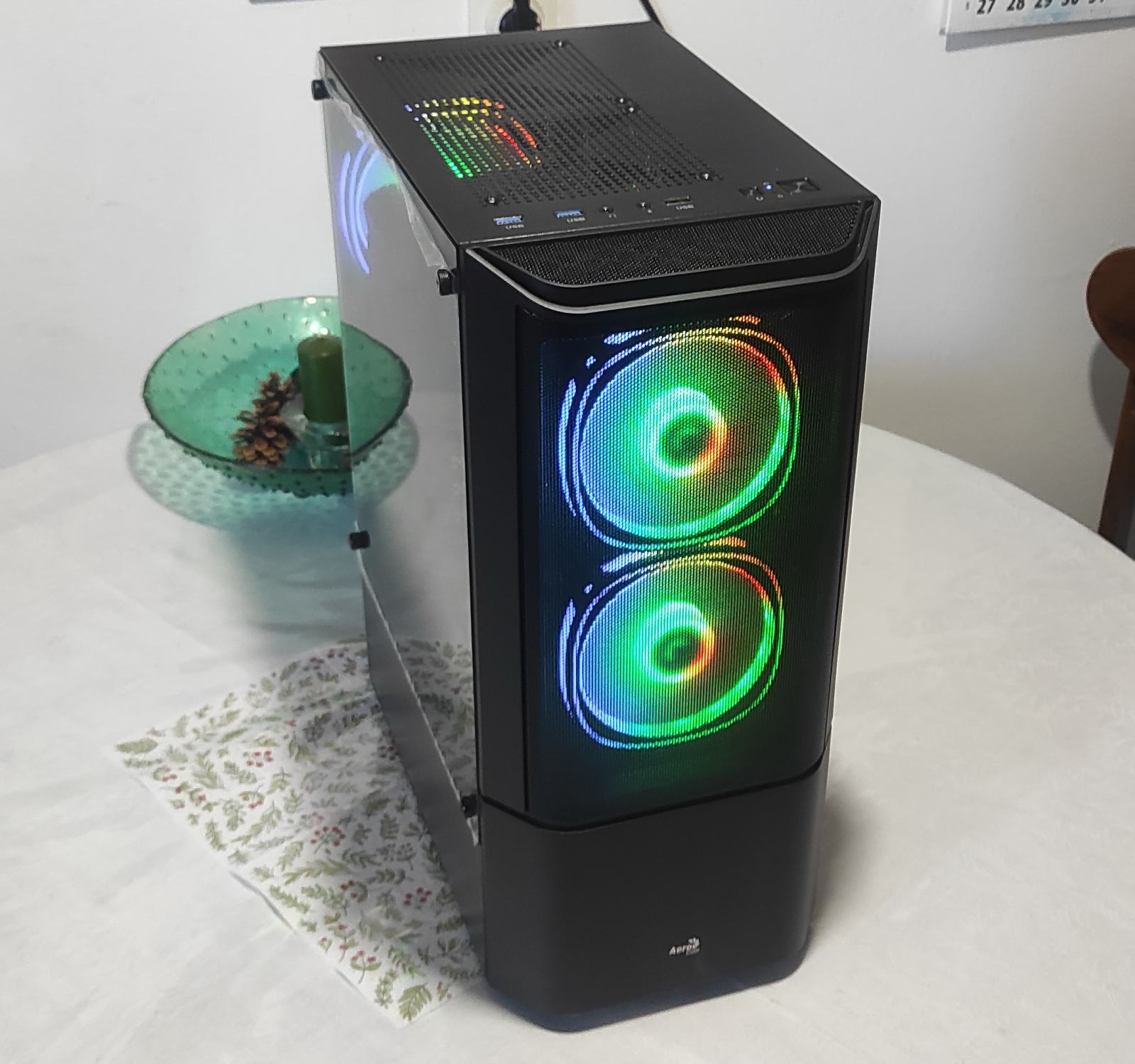Gaming PC (AMD Ryzen 1700, 16GB DDR4, GTX 1070 8 GB, 1TB SSD)
