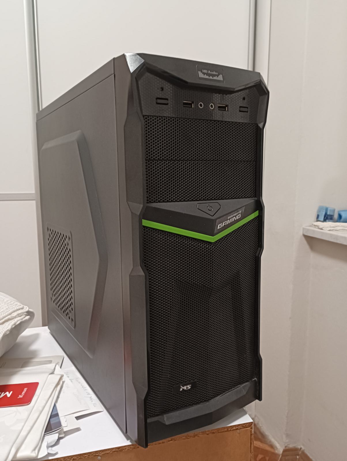 Gaming PC CPU 8 jezgri, RAM 16Gb, GPU R9 290 4Gb