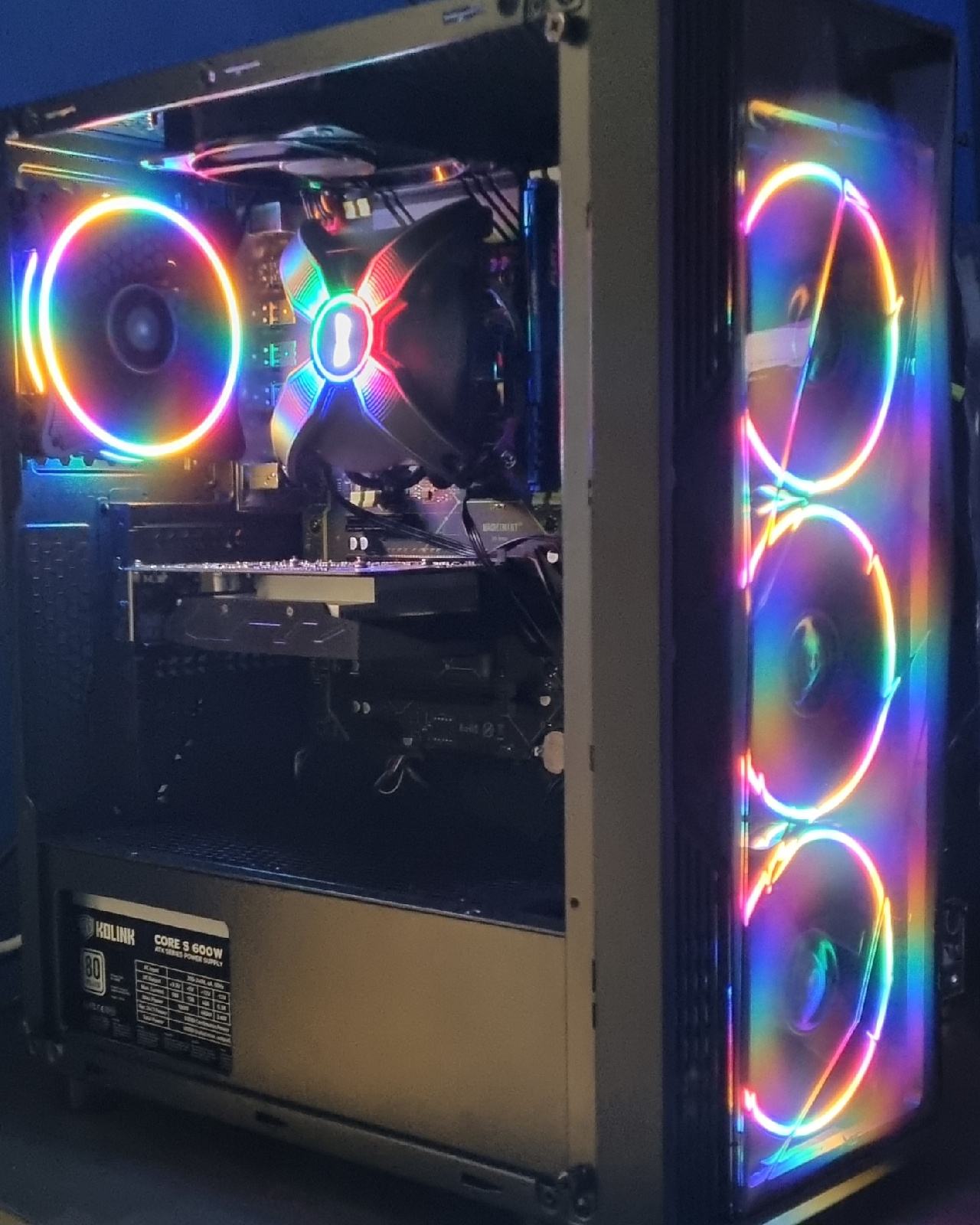 Gaming PC- NOVO, garancija GRATIS GAMING MIŠ