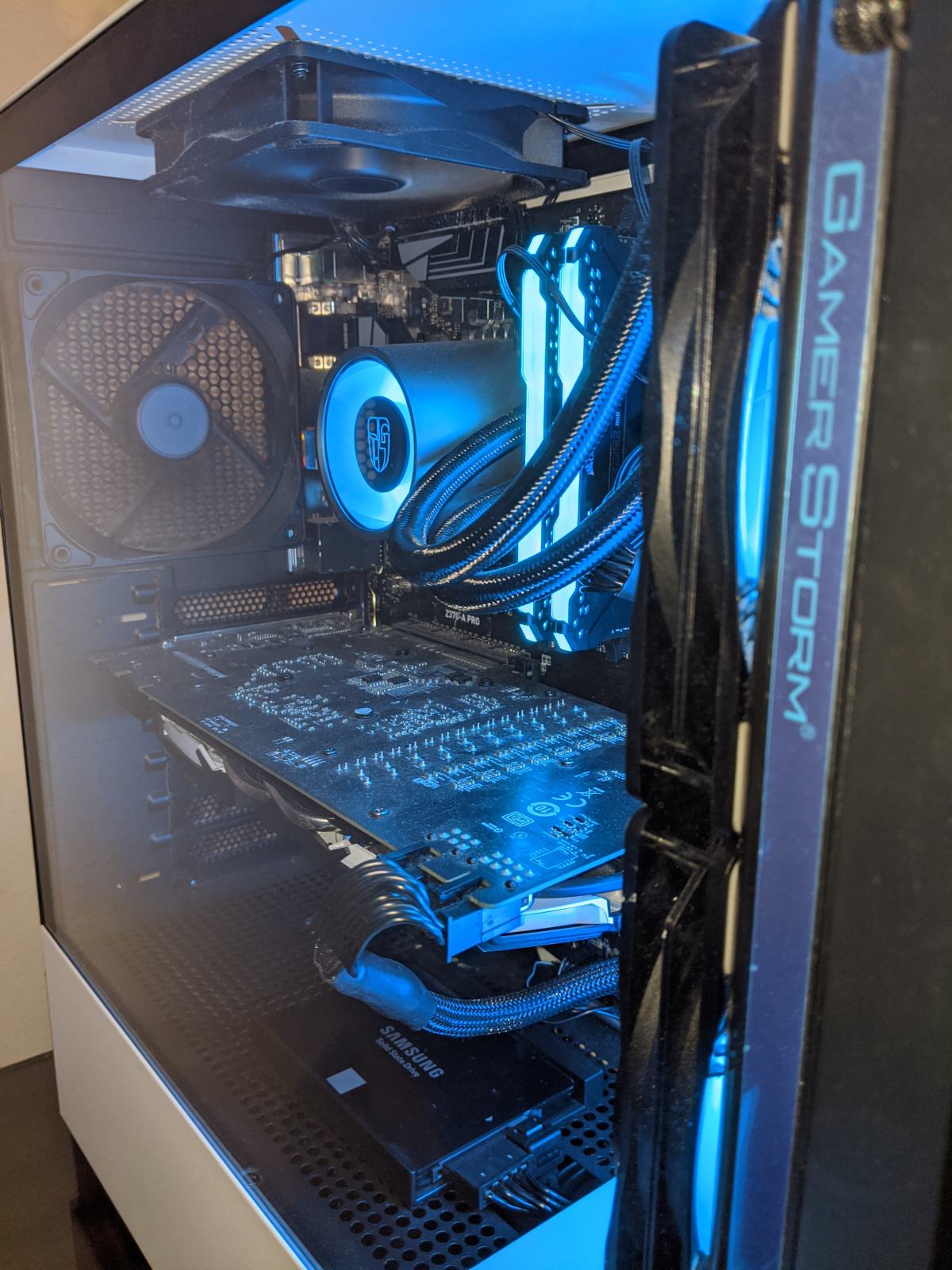 GAMING PC GTX1080 I7 8700K