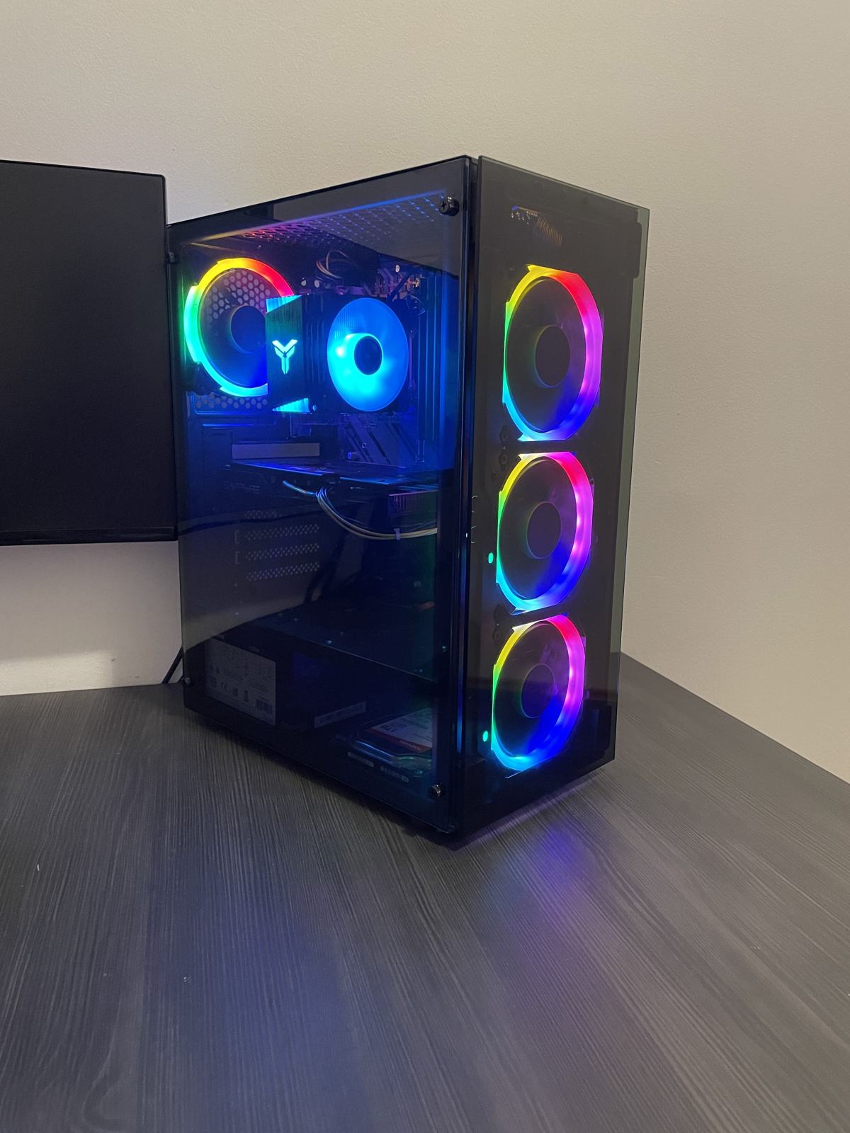 Gaming Pc I5 10gen, rx5600xt