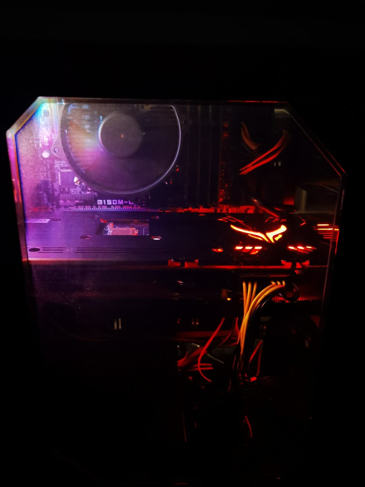 GAMING PC i7 7700 ddr4 32gb rx 6700 12gb 1TB SSD 2TB HDD