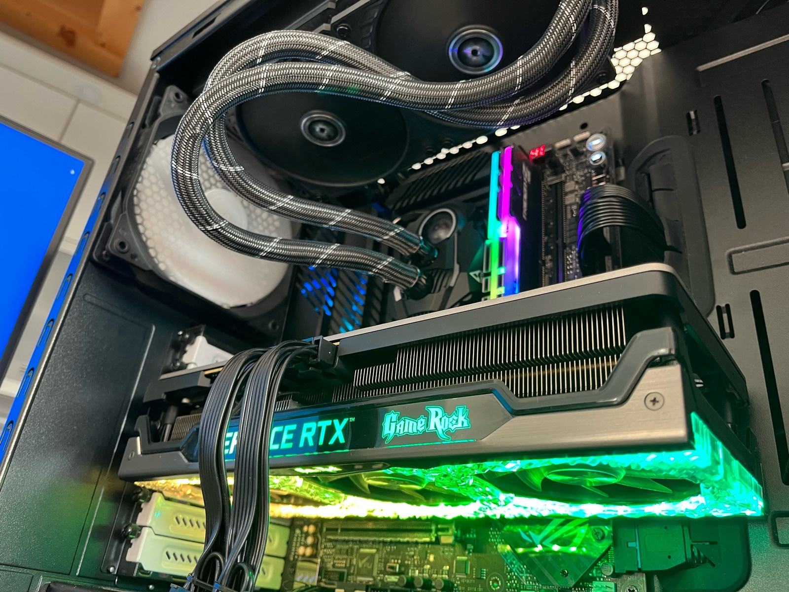 Gaming pc Intel i9 10900f Asus Z490 Apex, RTX 3070 ti, 32gb, garancija