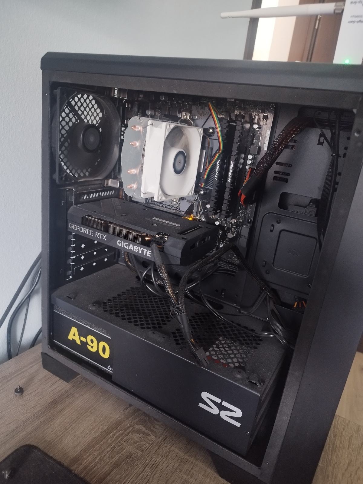 Gaming PC (INFO U OPISU)