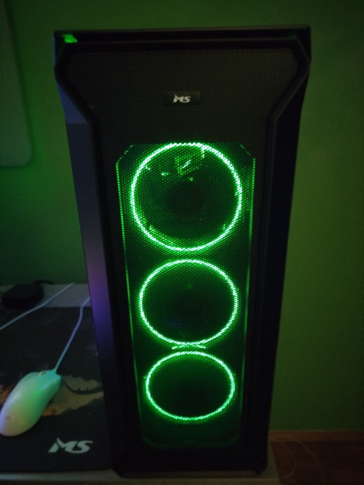 Gaming PC ( RTX 3060 12GB Ryzen 7 5700X3D 32 GB DDR4 SSD 1TB)