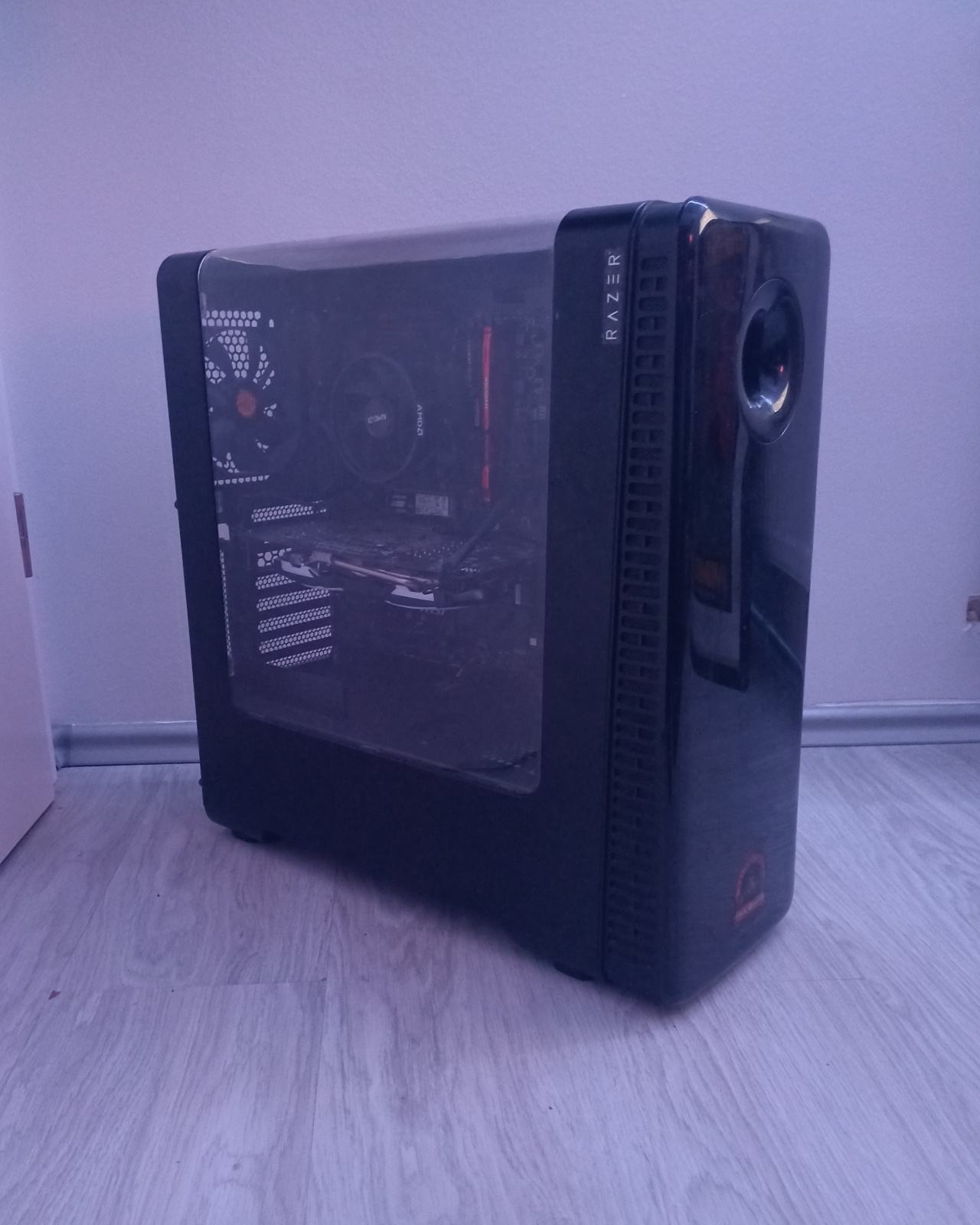 GAMING PC Ryzen 7 2700 | 8GB | Radeon RX580 | SSD + HDD