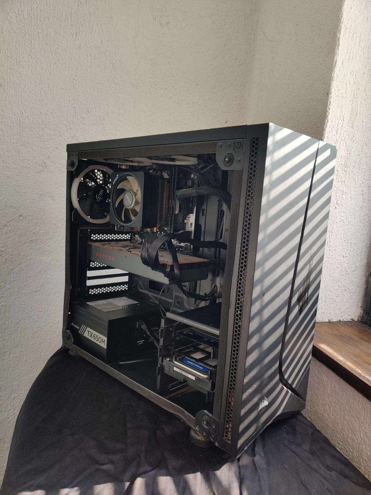 Gaming PC - Ryzen 7, RX 5700, 16GB RAM