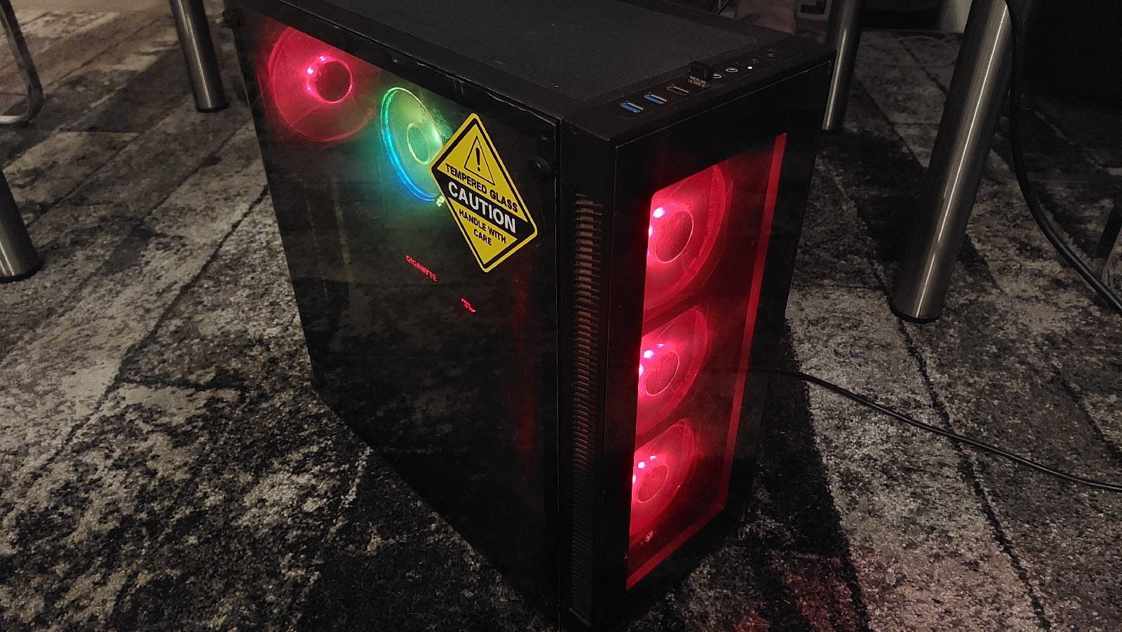 Gaming PC, Ryzen 7 3700X, Kingston DDR 4 32GB, GTX 1070 8GB