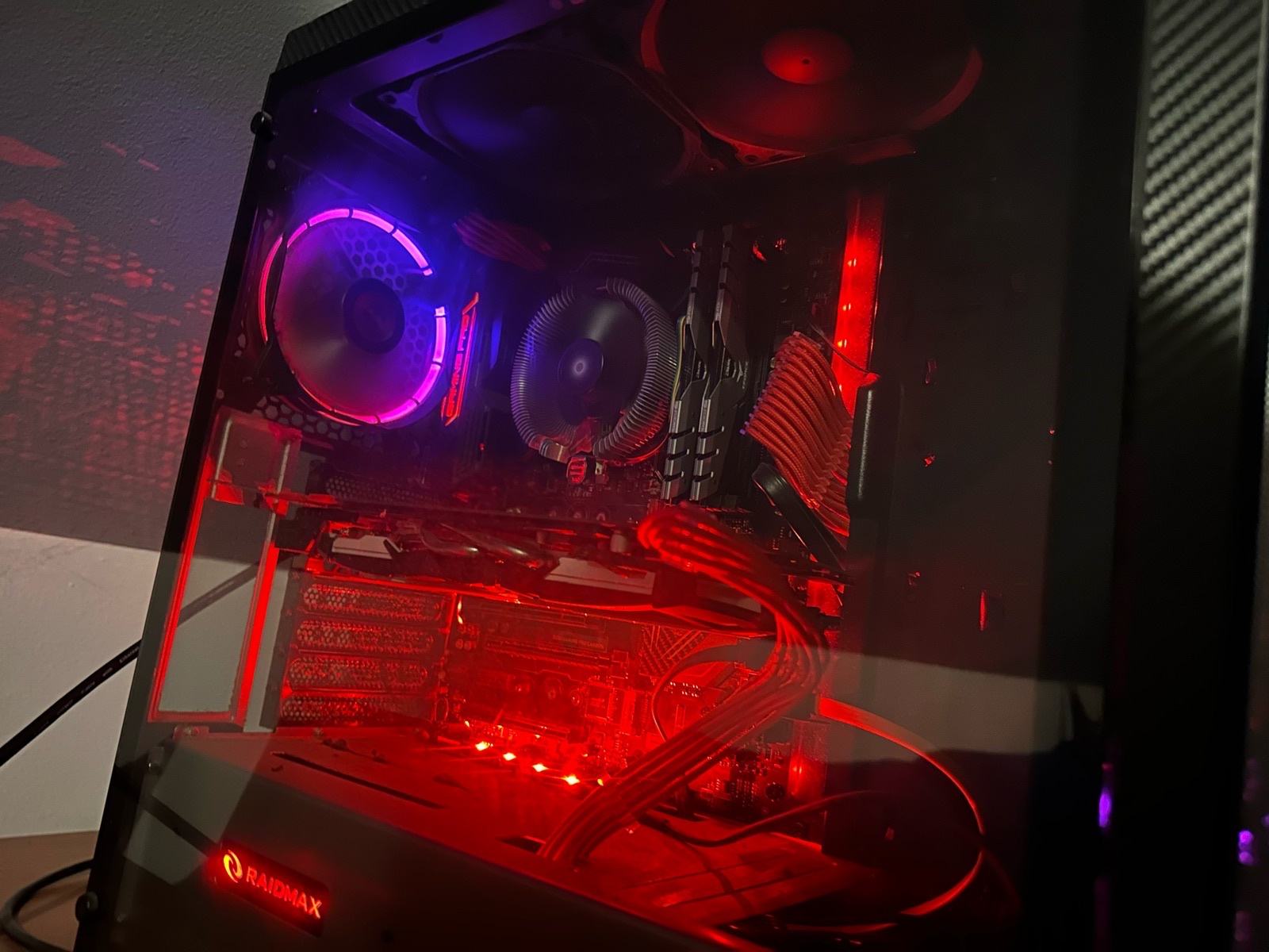 Gaming pc / i5 / 1070 8gb / 16gb / ssd