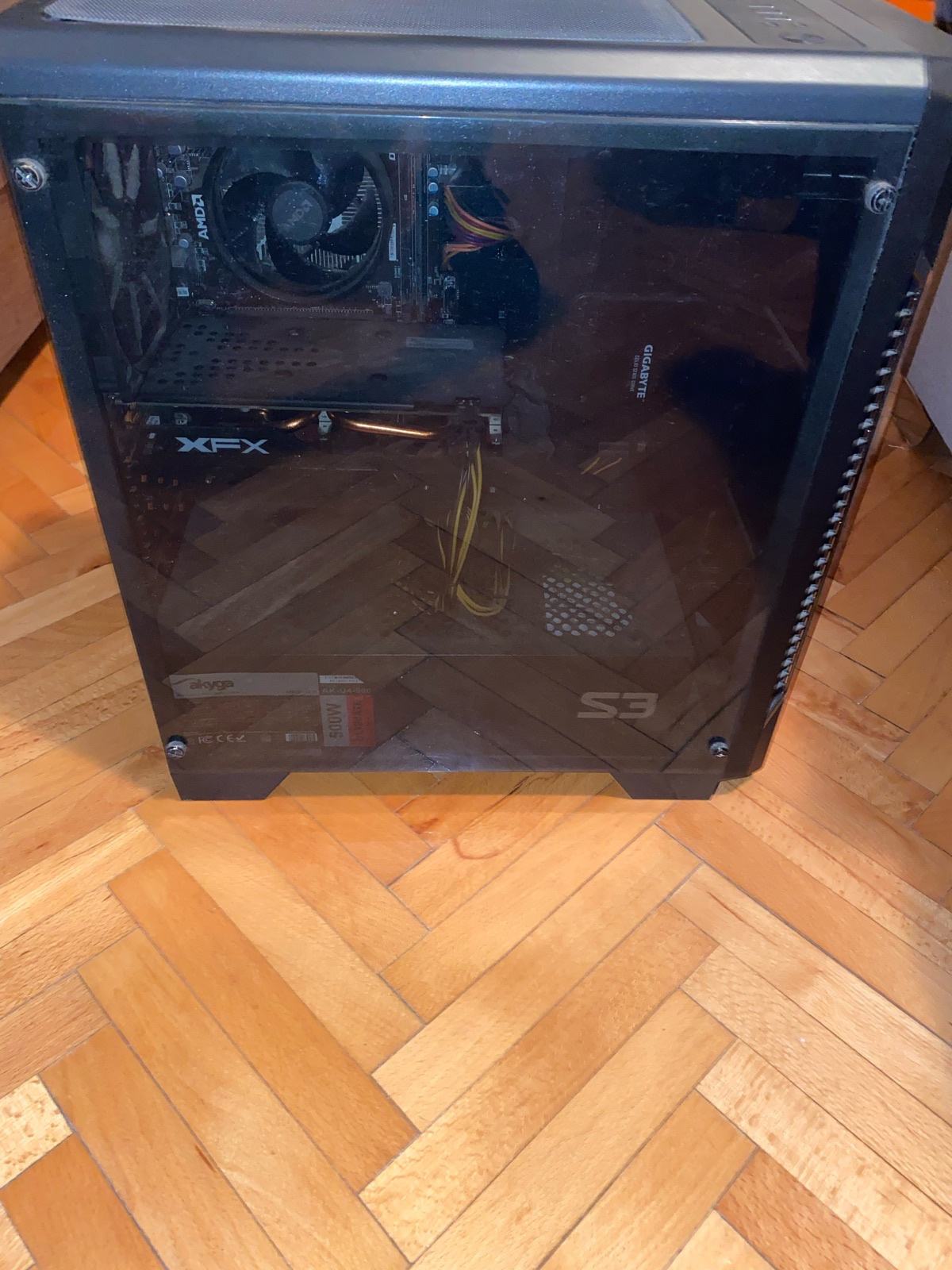 Gaming računalo, ryzen 5, rx 570, HDD+SSD, 8gb RAM