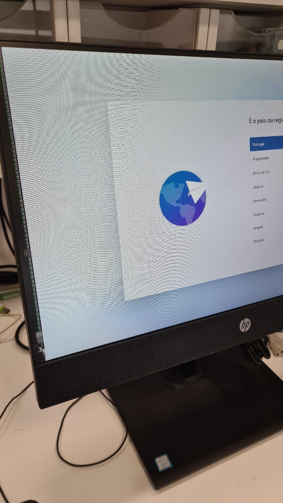 HP 600 G4 All-in-One 22 FHD IPS/i5-8500/8GB RAM/128 SSD/Win11-ostecen