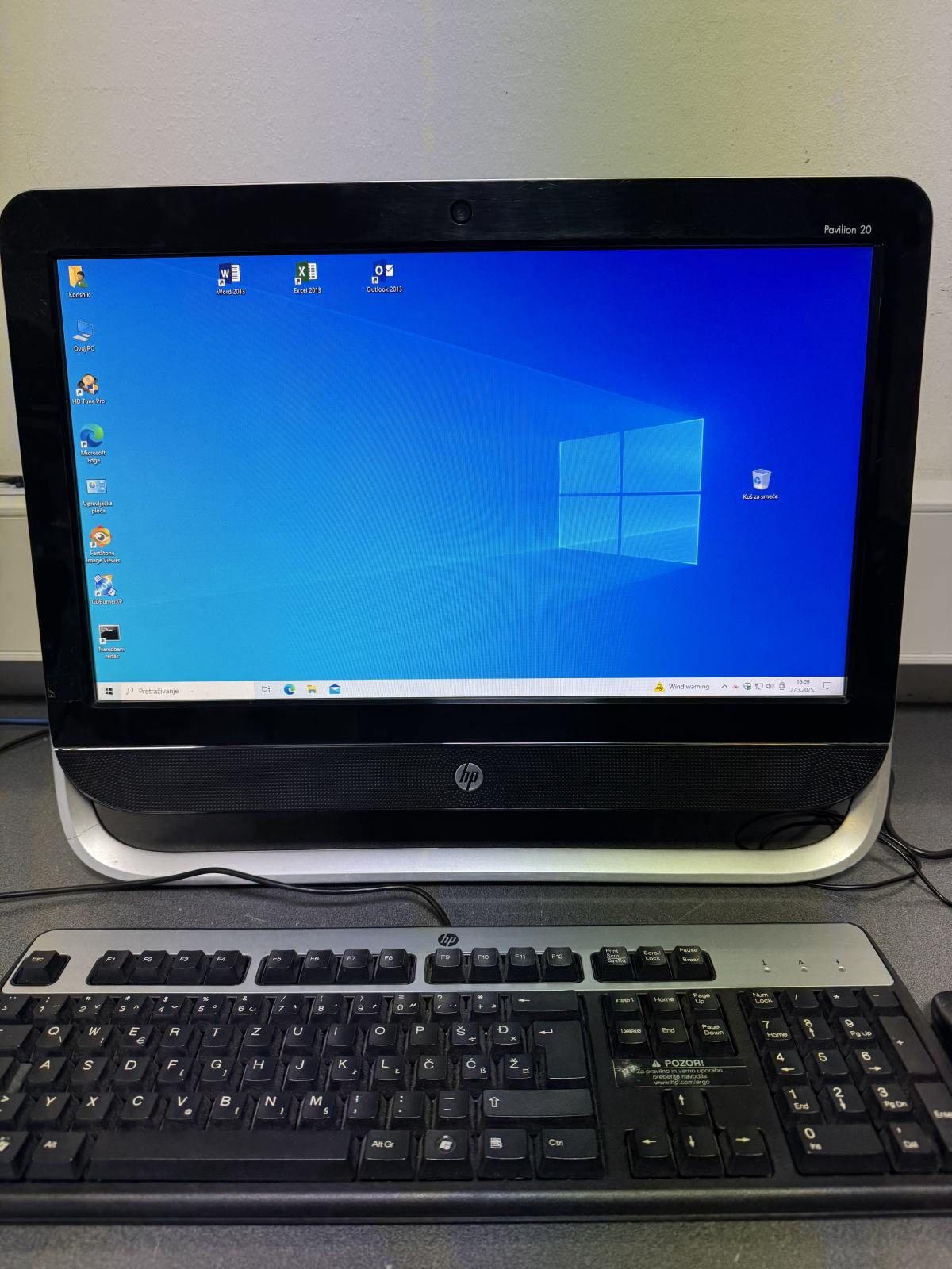 HP Pavilion 20 All-In-One PC