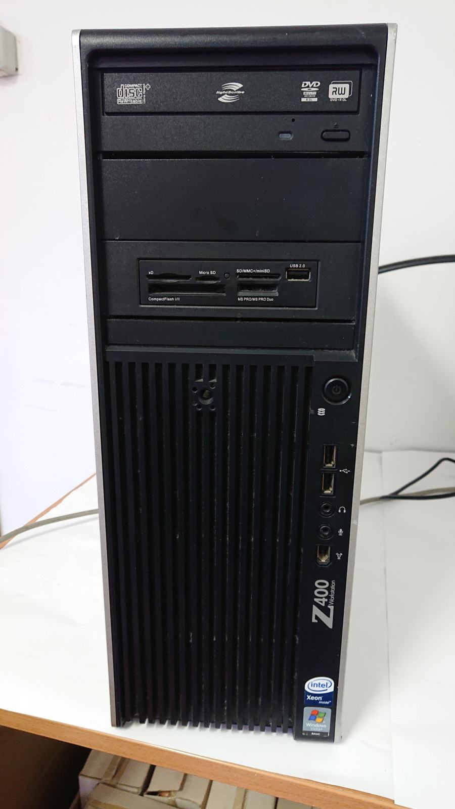 HP Z400 Workstation Quad Core Intel Xeon W3540