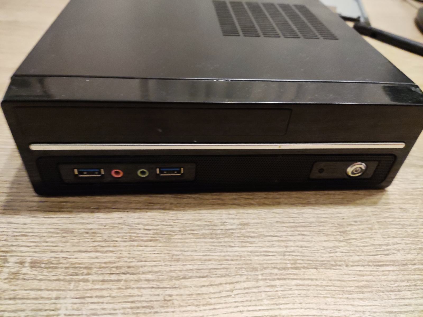 HTPC ASRock N3700-ITX