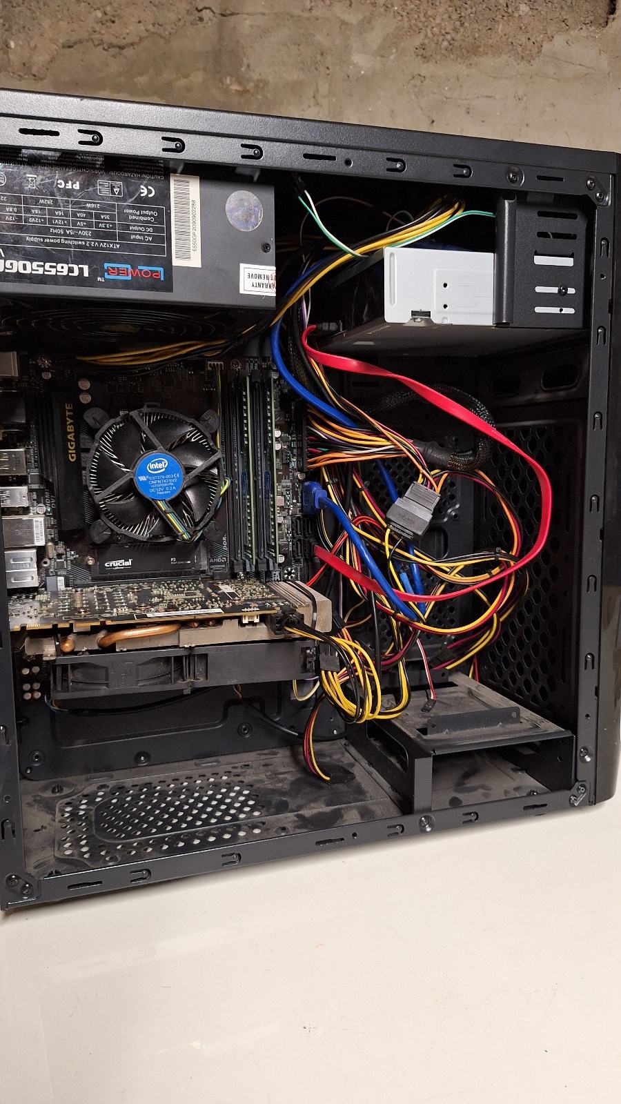 i5-6400, 16GB, GTX 1070 8GB, 500GB NVMe