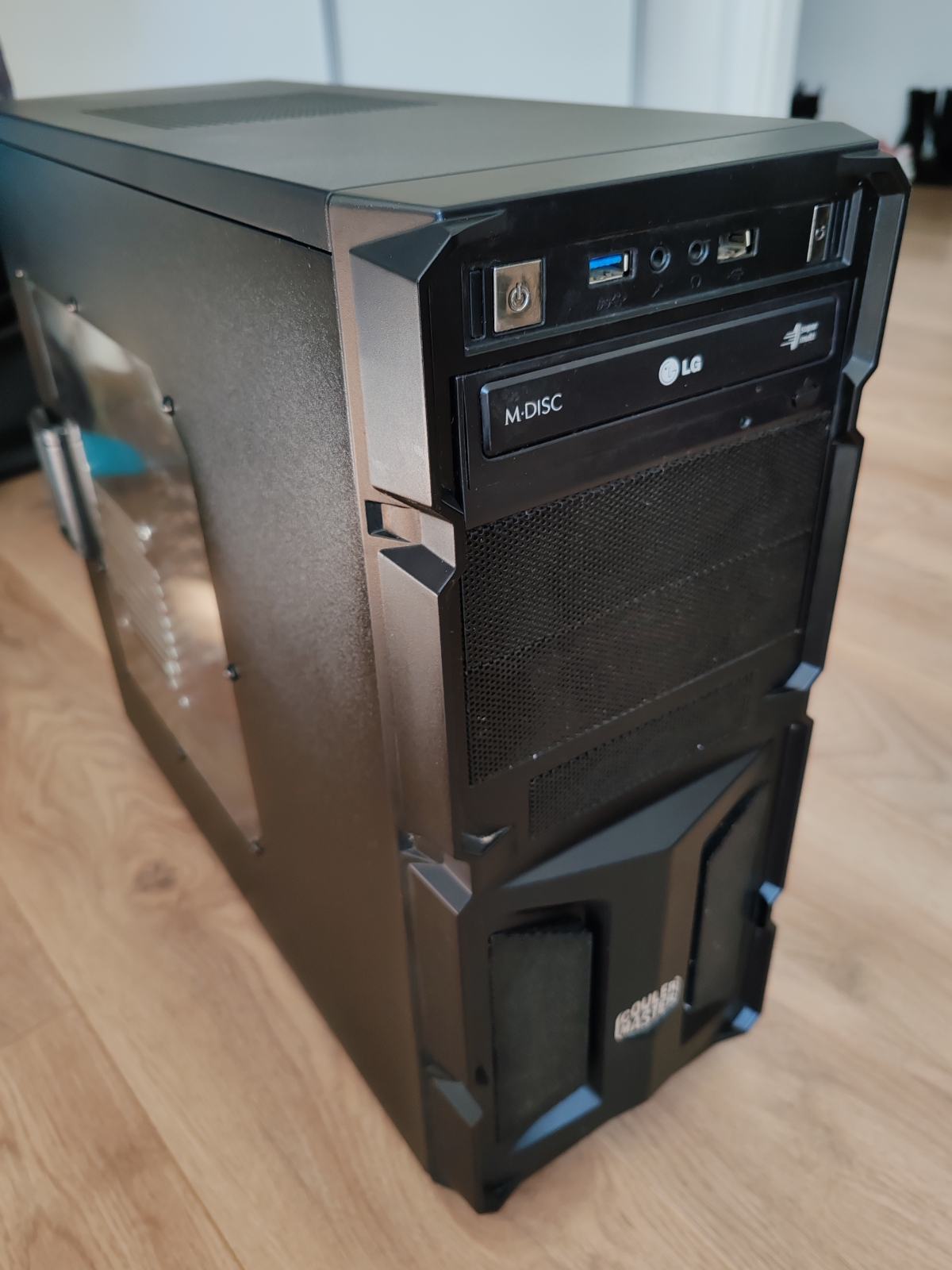 Intel i5/8GB DDR3/SSD+2.0TB HDD/AMD R9 270XOC,2GB,DDR5/550W/Windows 11