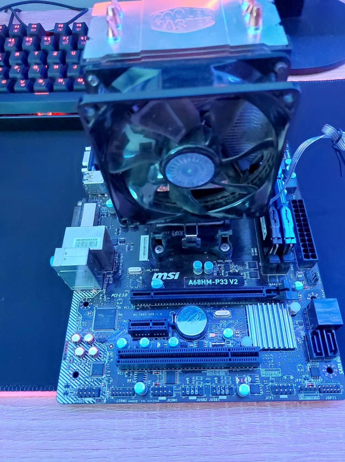 Komponente za stolno računalo