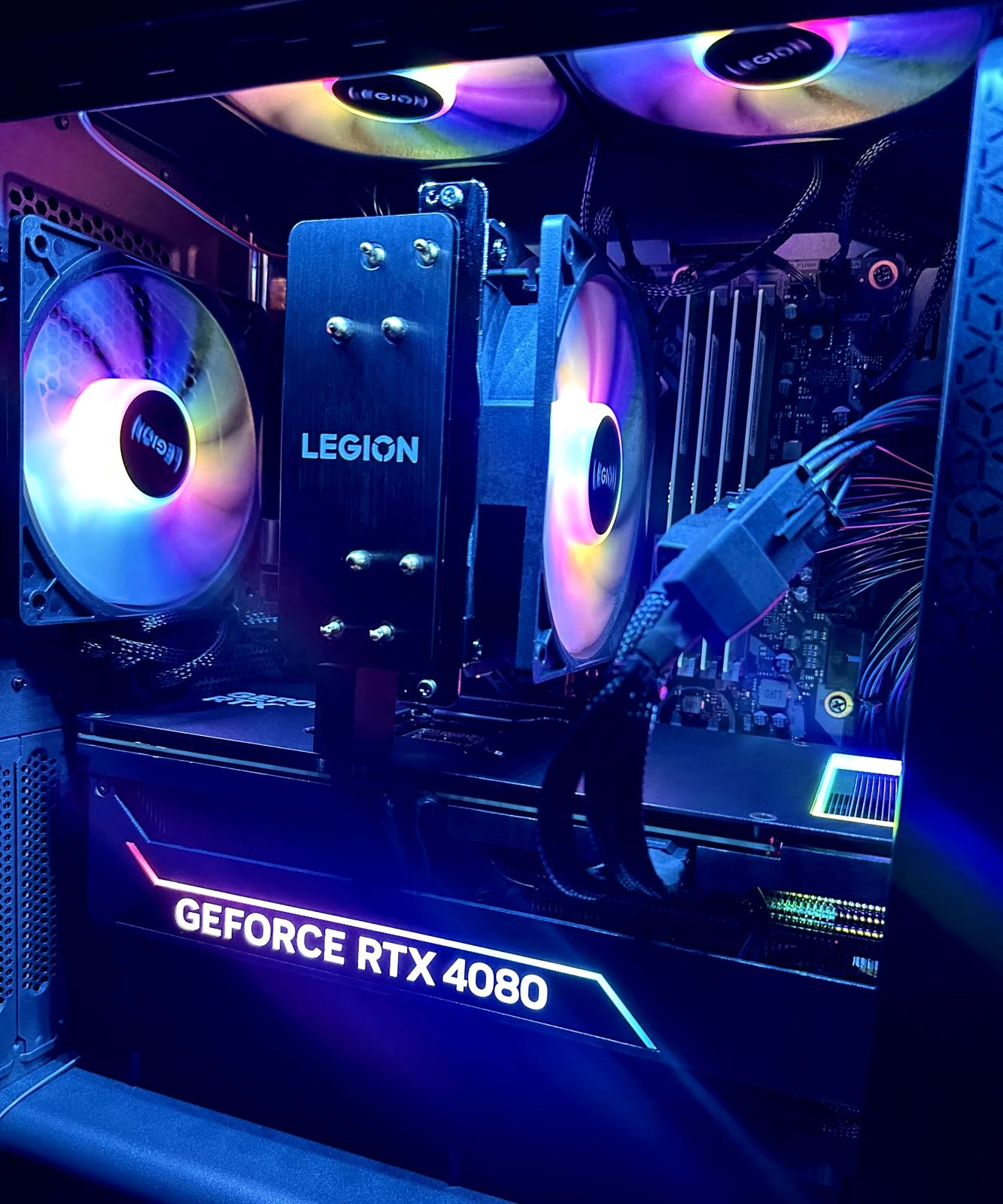 NOVO - Lenovo Legion (13700KF, RTX 4080, 64GB DDR5, 2TB M.2)