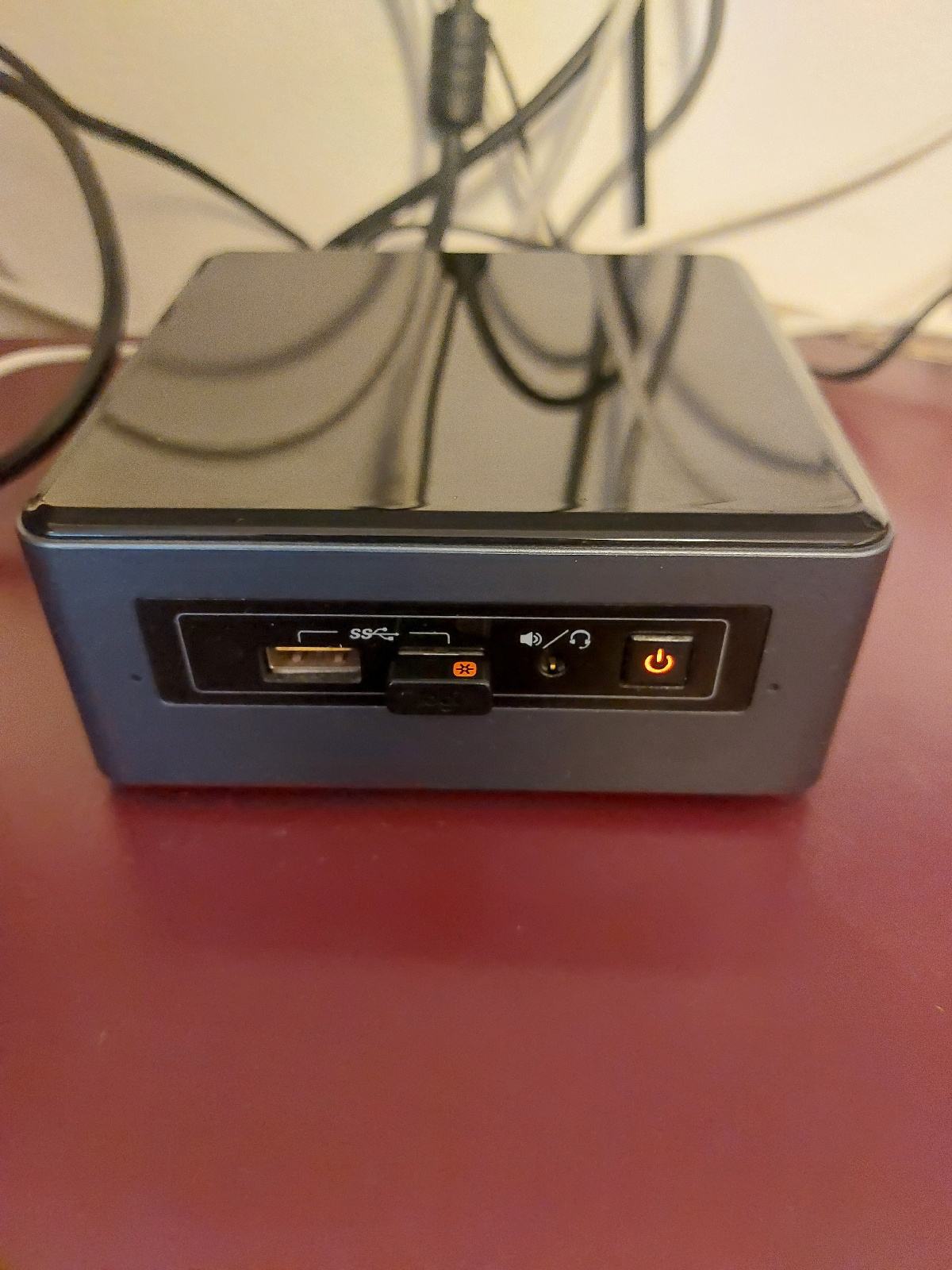 Mini PC Intel NUC6CAYB