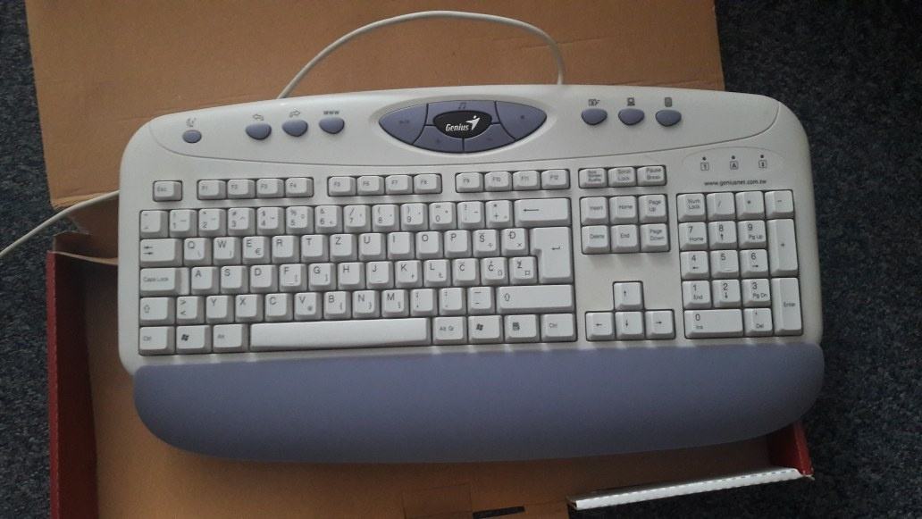 Multimedia Keyboard with office scroll