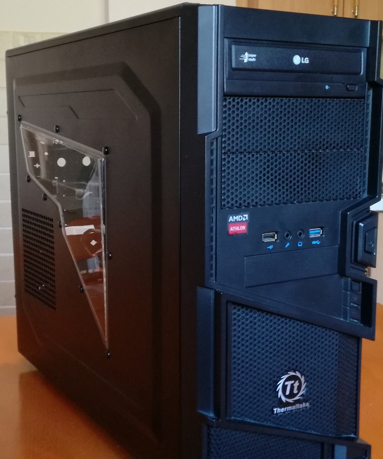 PC AMD Quad core X4 750K 3.3 GHz + monitor Dell