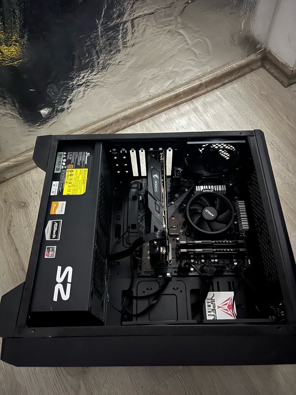 PC : ryzen 3 3300x, aorus rx 580, 16GB DDR4 3200mhz