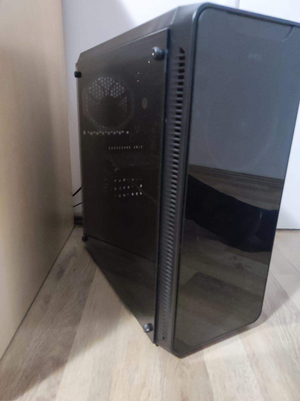 Prodaje se gaming computer
