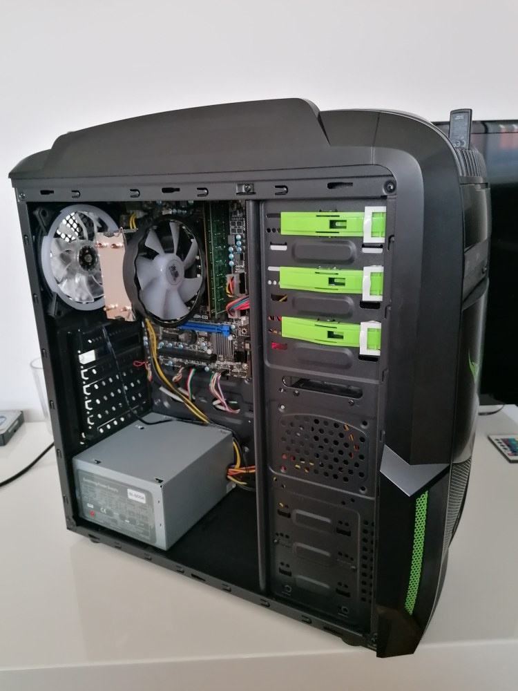 AMD A4-4020 FM2 3.20Ghz 6gb ddr3 500gb hdd wifi antena