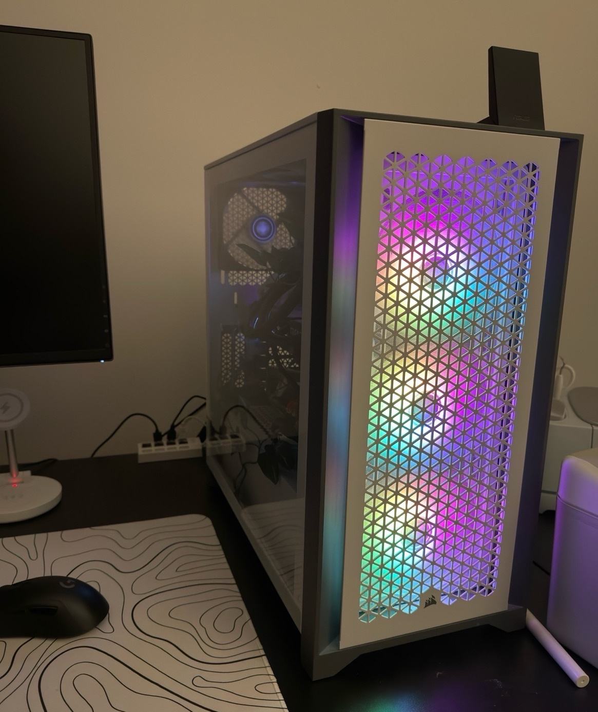 Prodajem gaming pc rtx 3060 12gb,intel i5 11400f