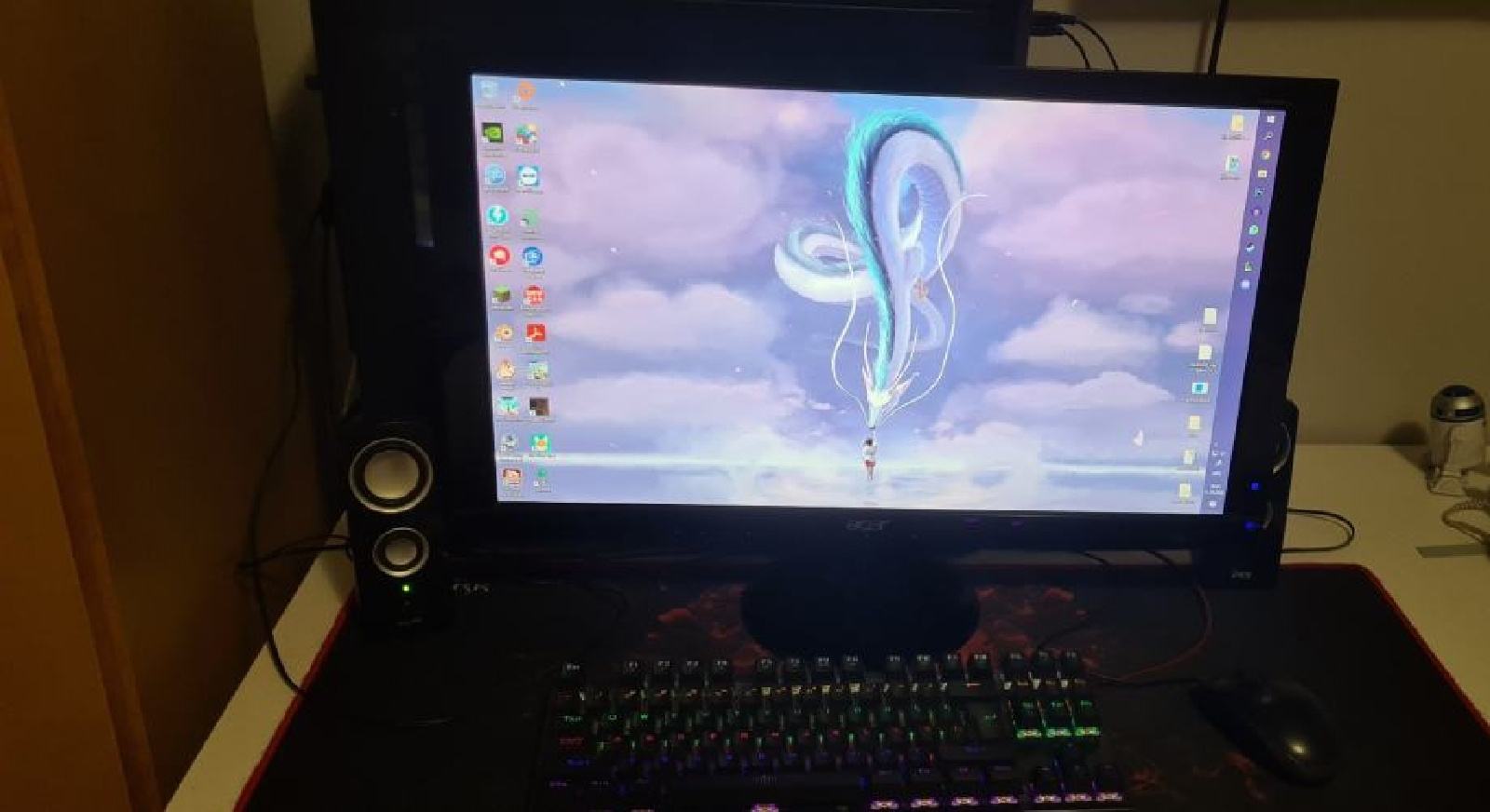 RAČUNALO/PC, MONITOR, TIPKOVNICA, MIŠ, PODLOGA