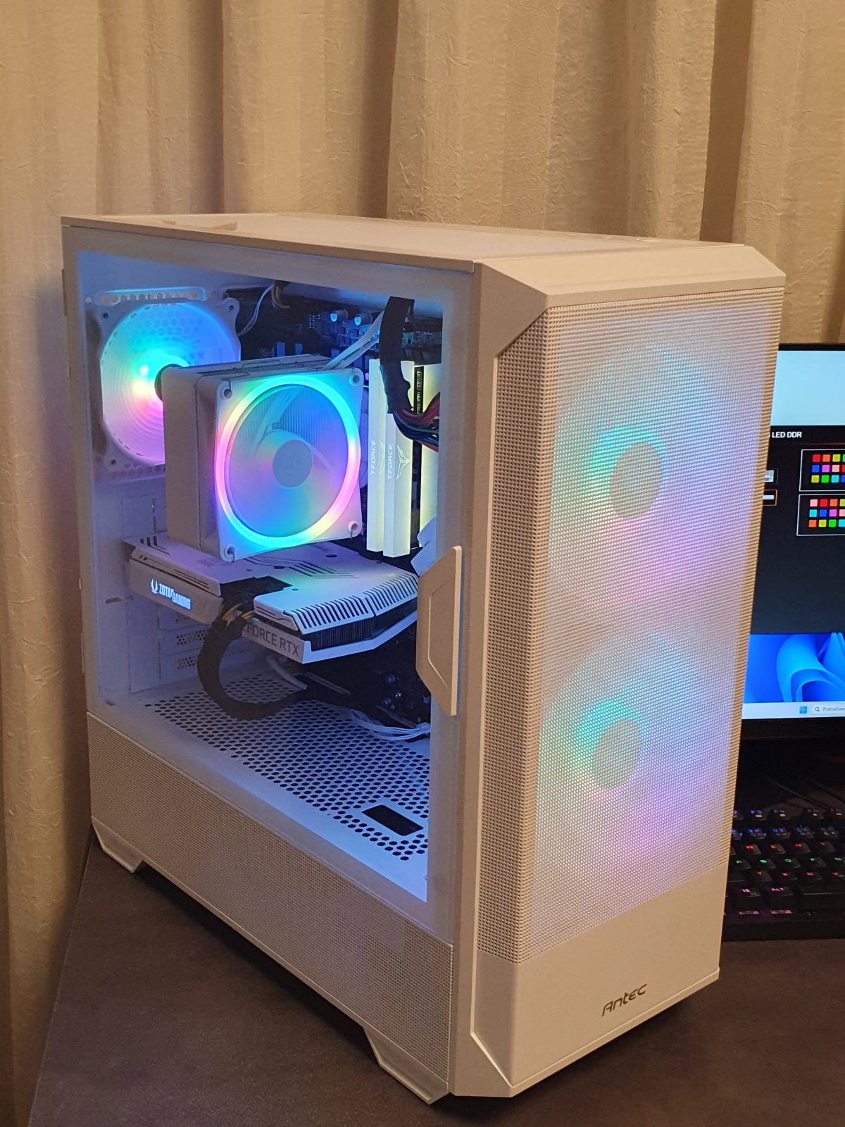 TOP Gaming PC--I7 12700--RTX 3060 12Gb..Win-Office-igre