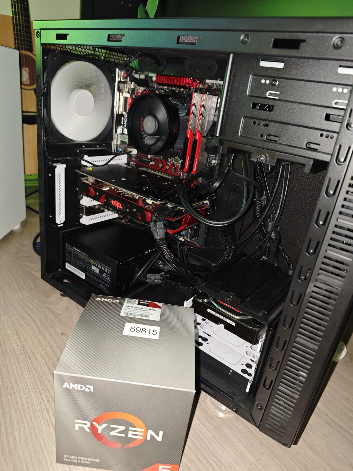 Vrhunski AMD Budget Gaming PC s mogućnošću nadogradnje!