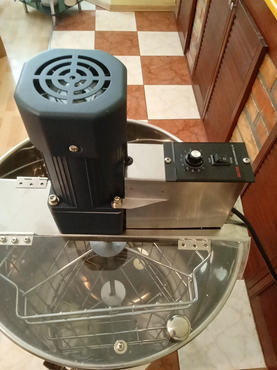 Elektromotor za vrcaljku 140w + elektronika