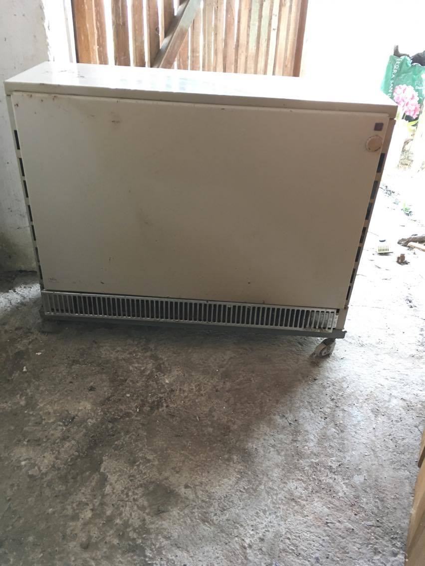 AEG Termo peć sa termostatom