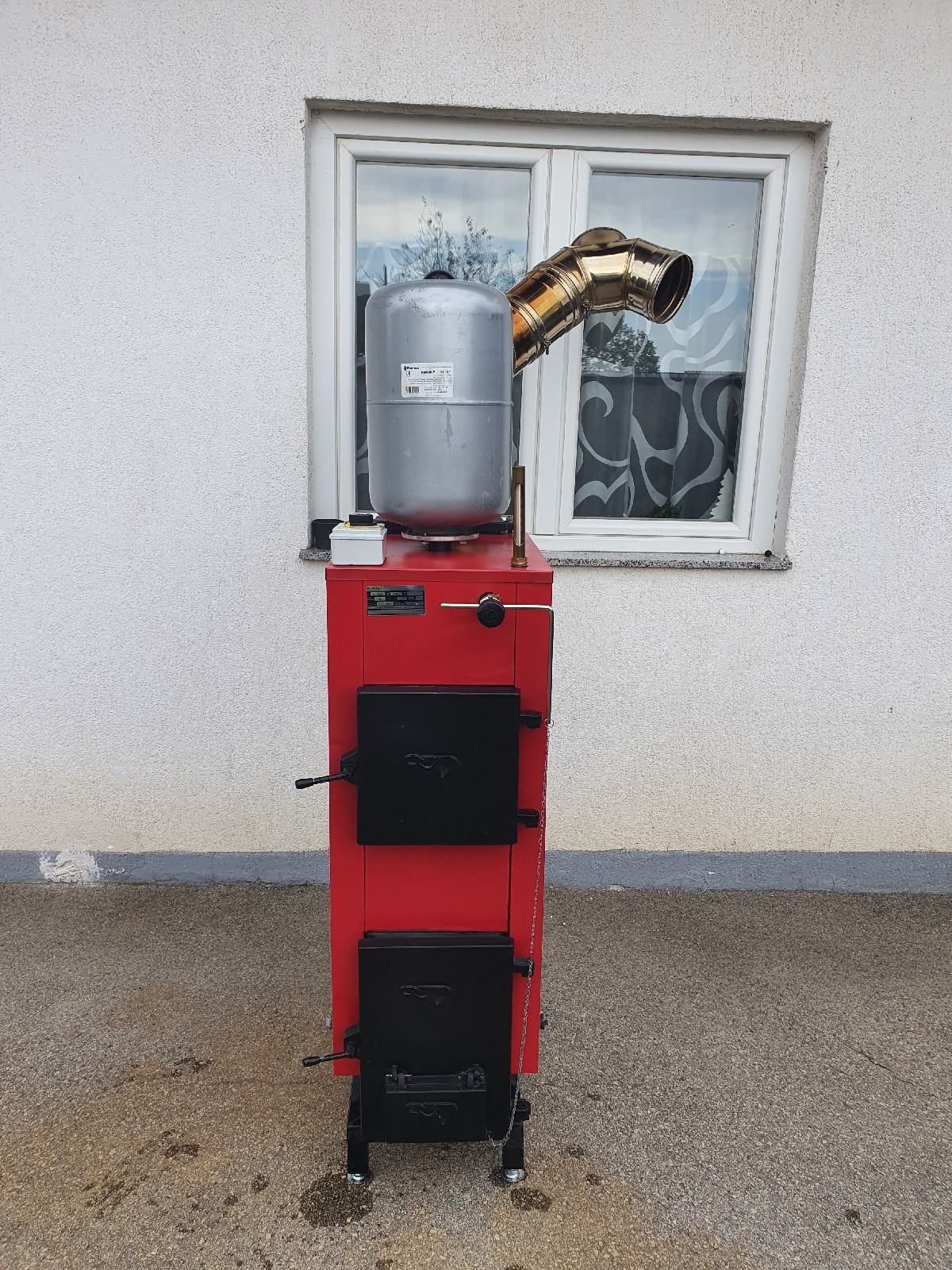 Pec za centralno grijanje na drva 28 kw