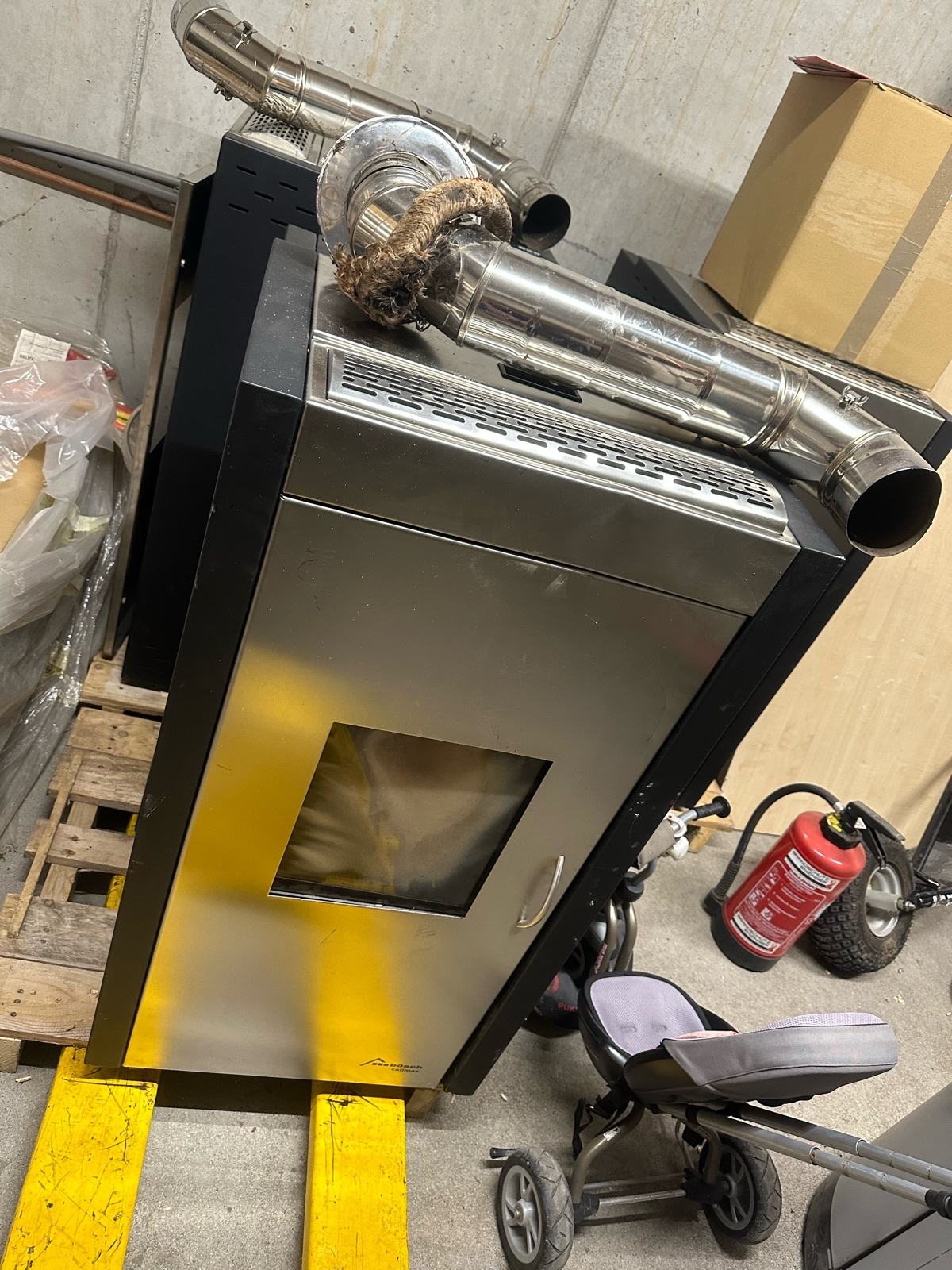 Pec na pelete centralno Bosch