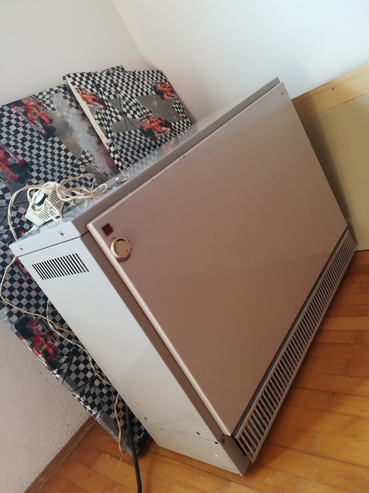 Termo peć AEG neispravna