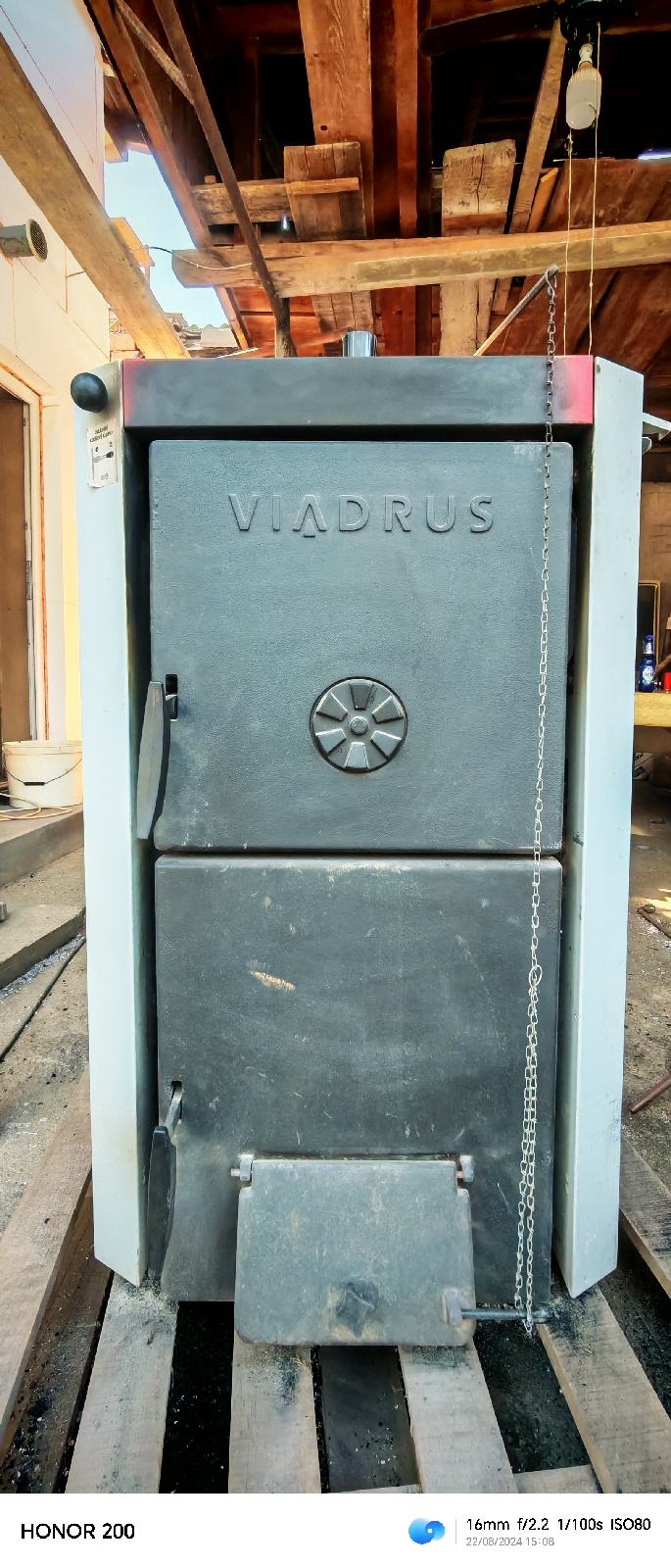 Viadrus pec za centralno 25 kW, VO4 zastita,pumpa za vodu-REZERVIRANA