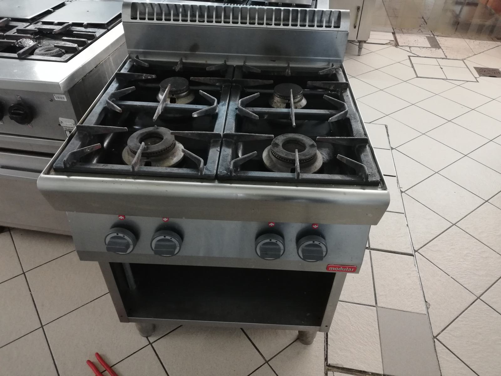 Štednjak 4 kola plinski linija 700