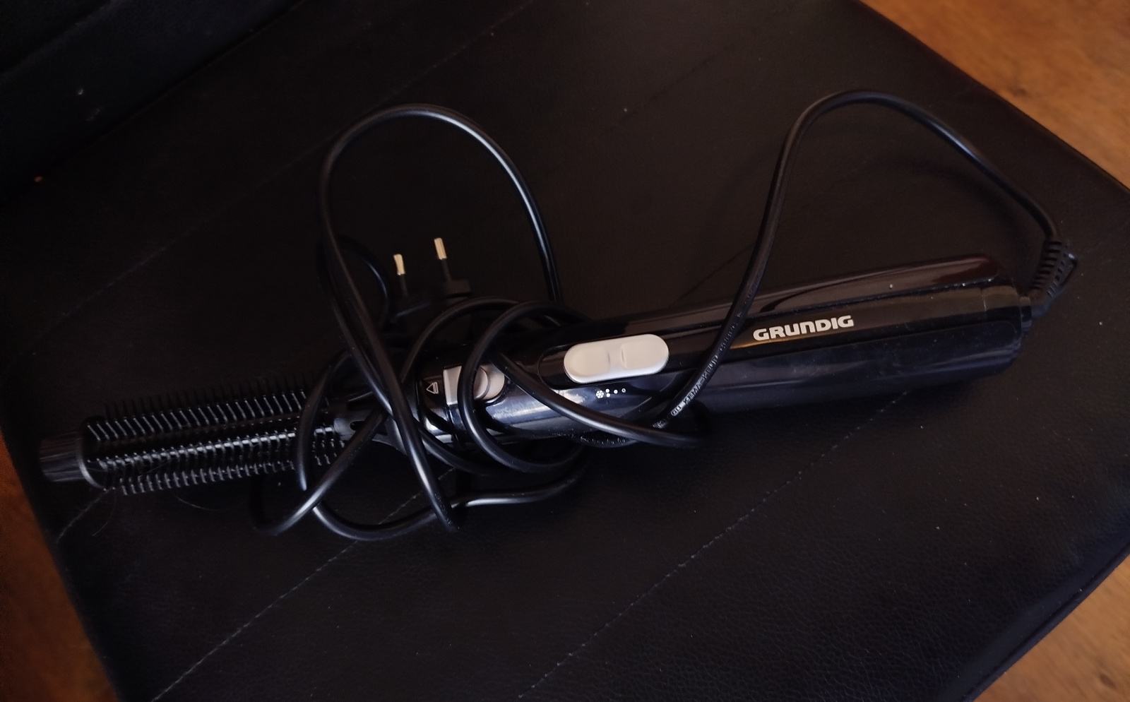 uredaj za oblikovanje kose