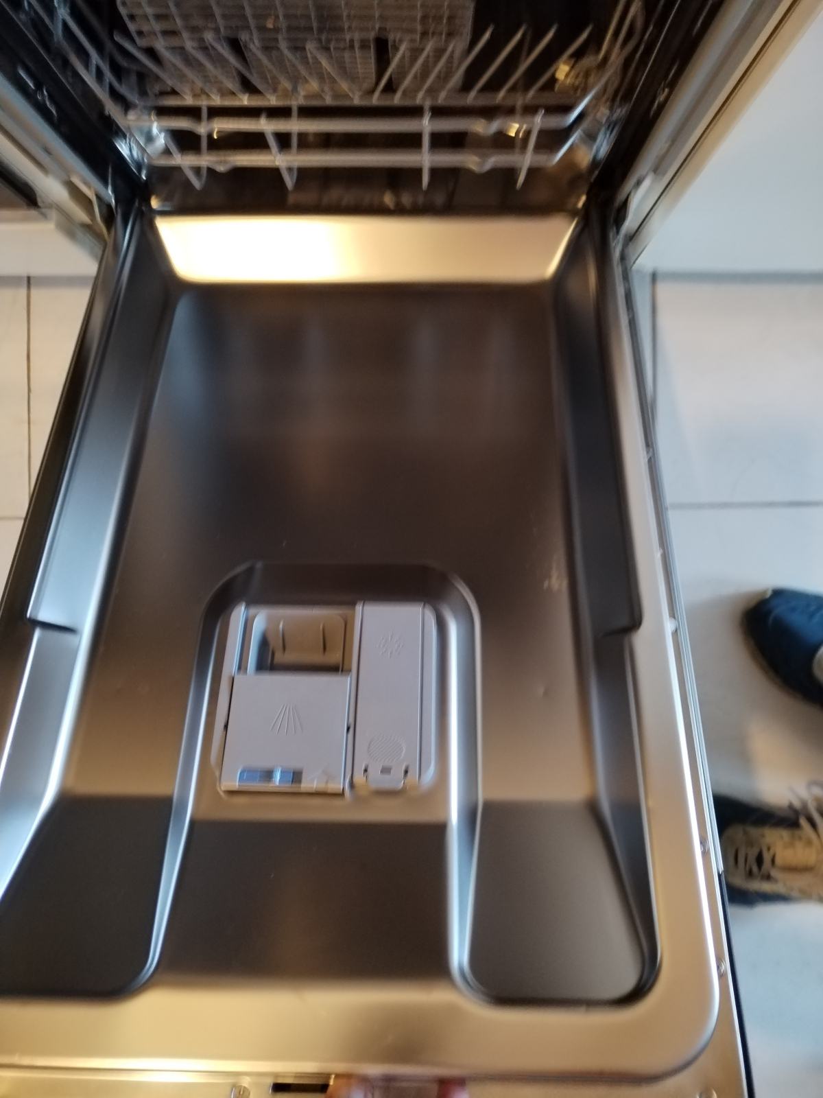 BEKO DIS 35023, PERILICA POSUĐA, KAO NOVA, RAČUN I GARANCIJA!!