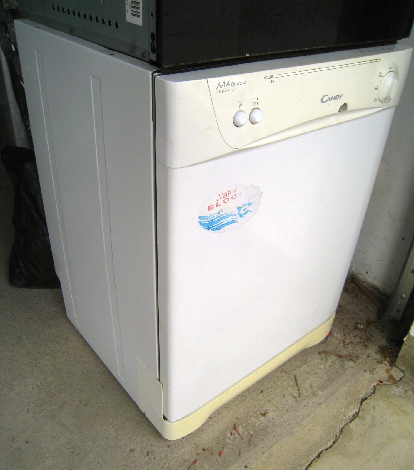 ispravna perilica posuđa Candy Electronic CD 222A