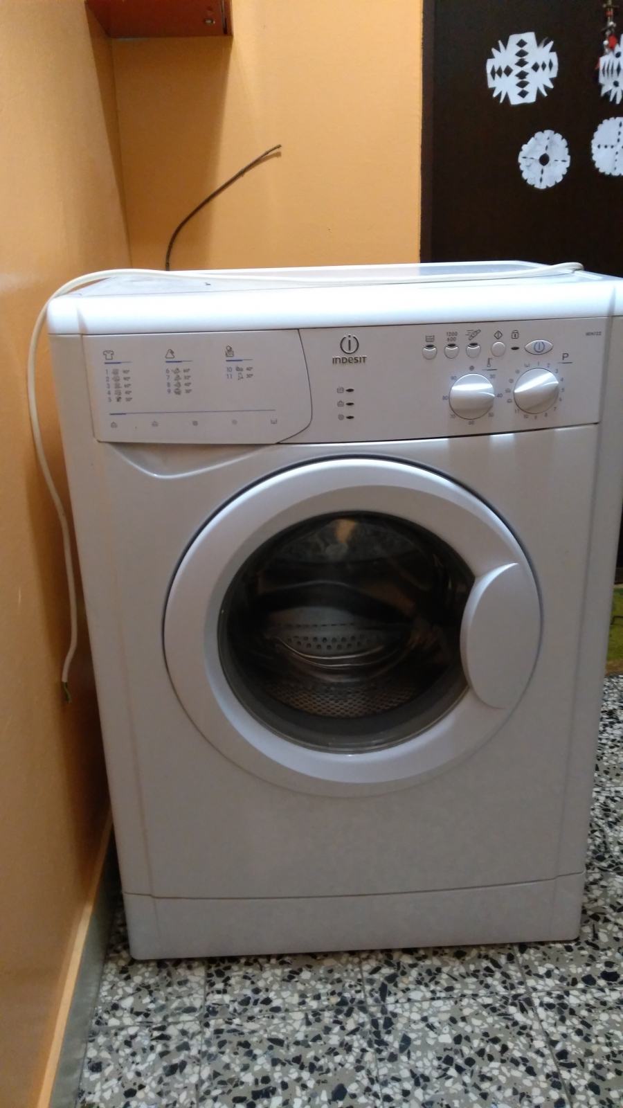 Indesit WIN122