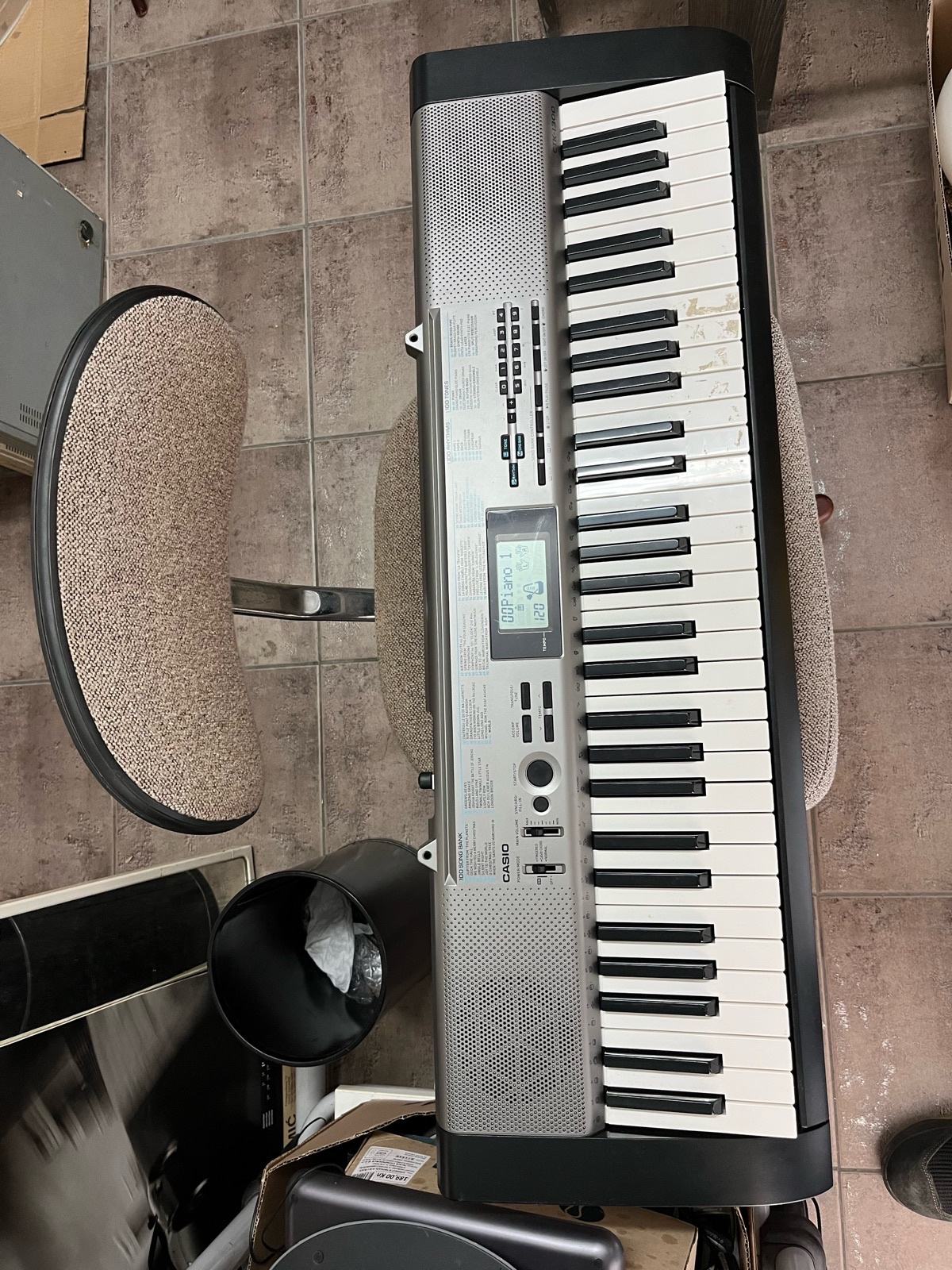 Casio synthesizer
