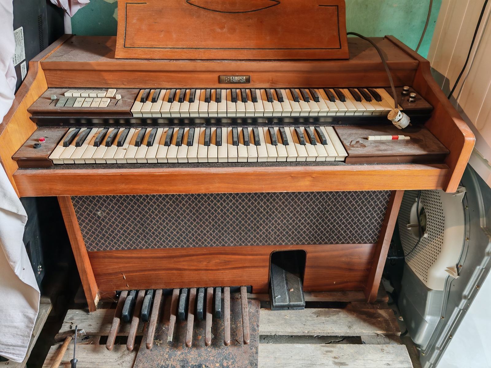 Neispravne orgulje Farfisa