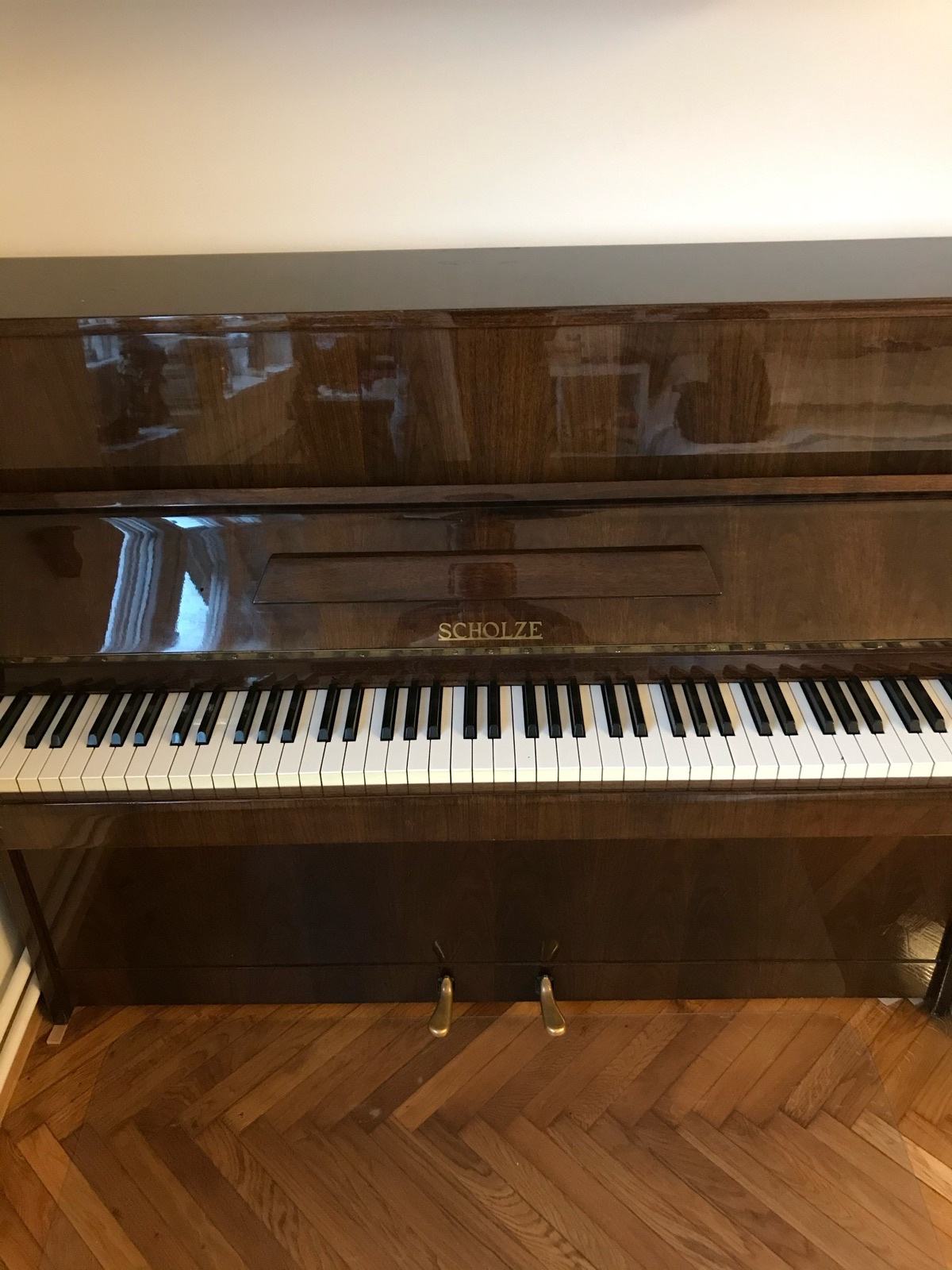 Scholze pianino - divan zvuk