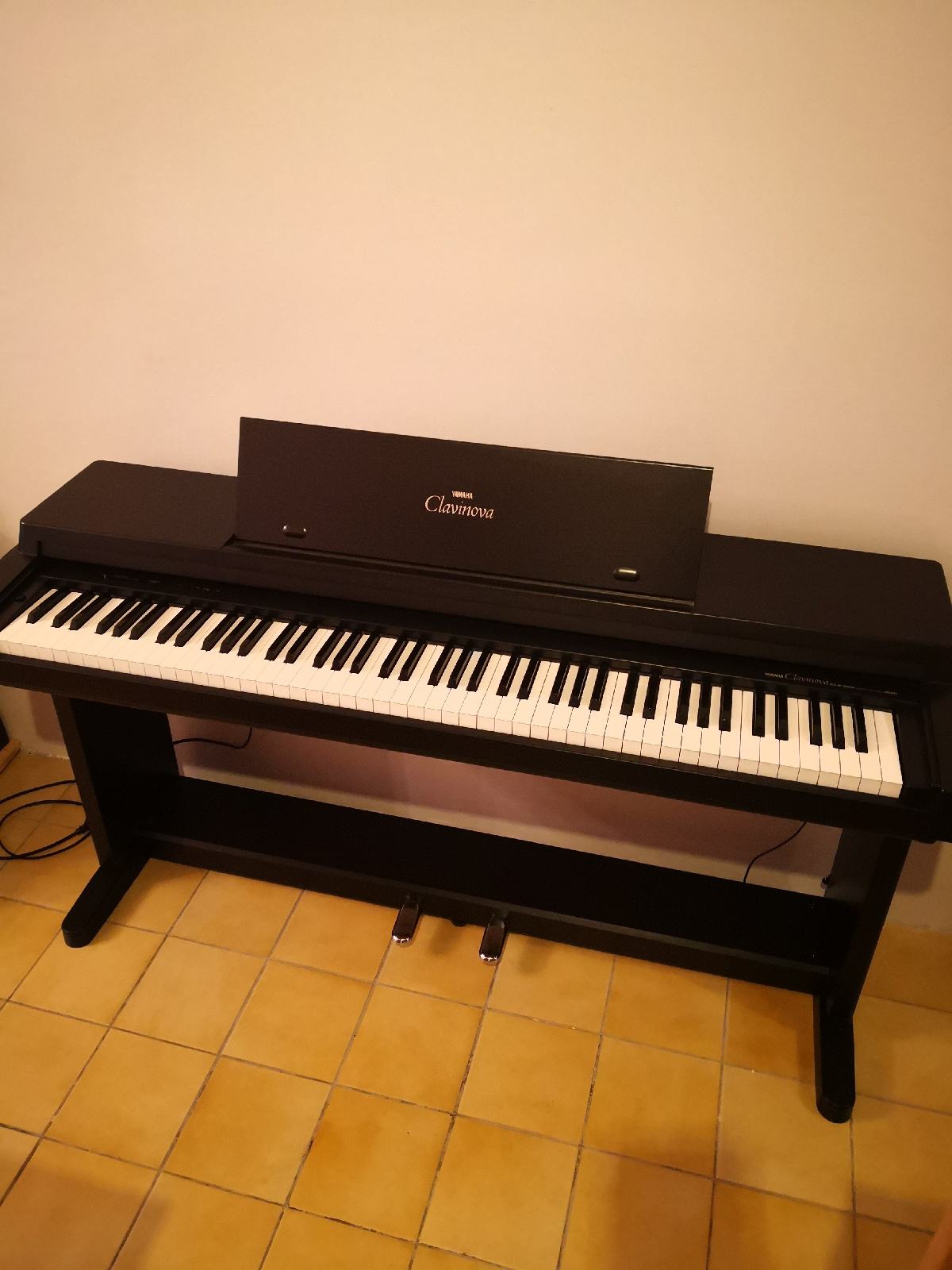 Yamaha clavinova clp 350