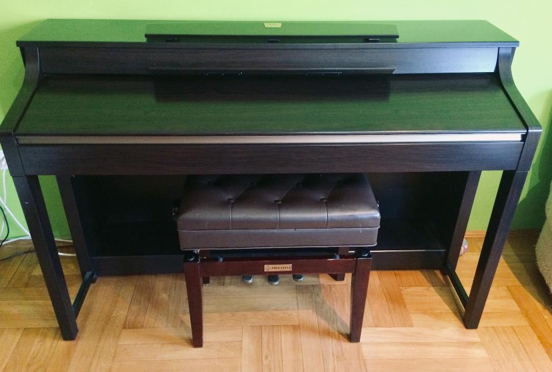 Yamaha Clavinova CLP 370