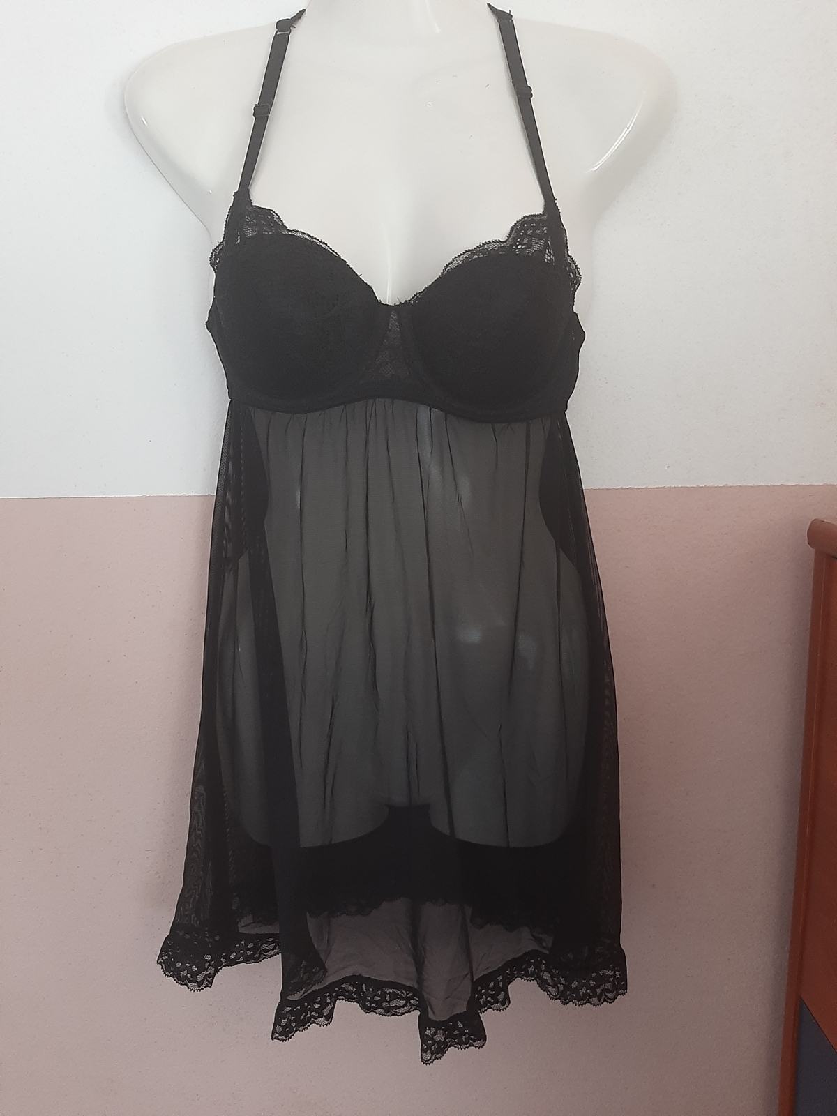 Nova ženska spavaćica