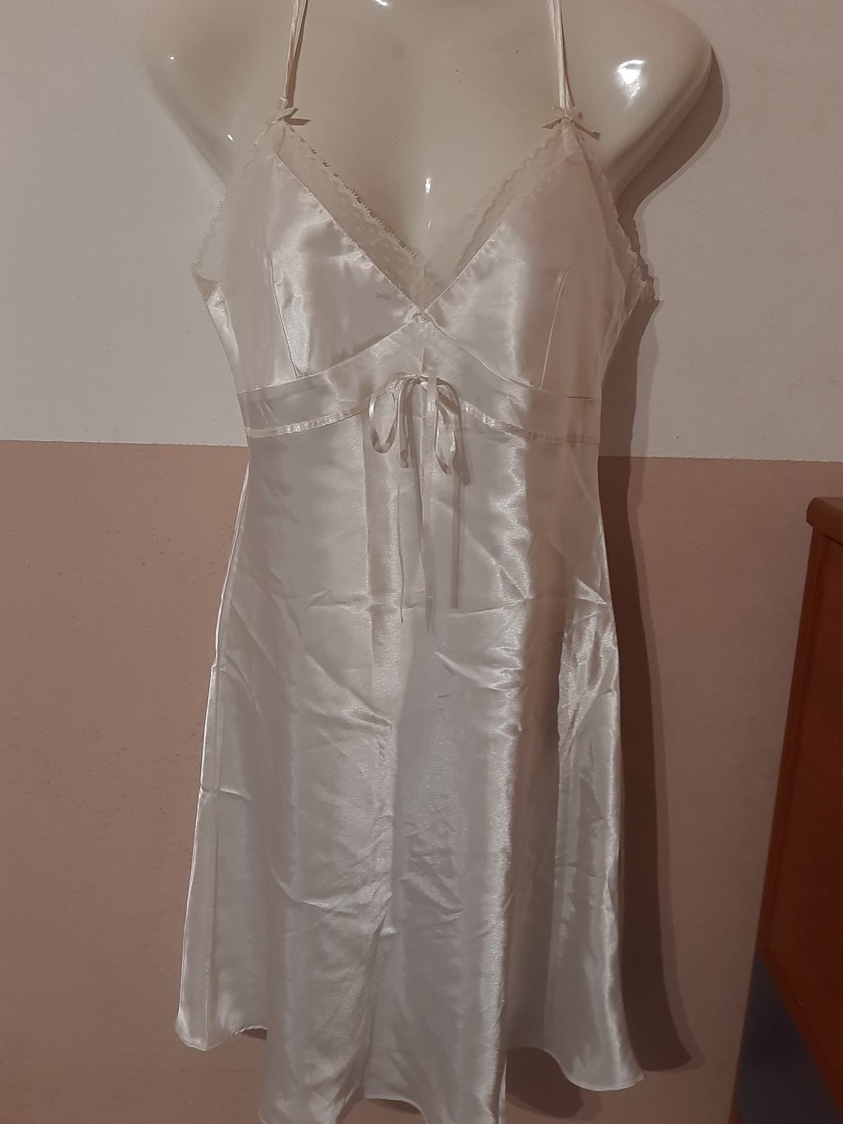 Nova ženska spavaćica